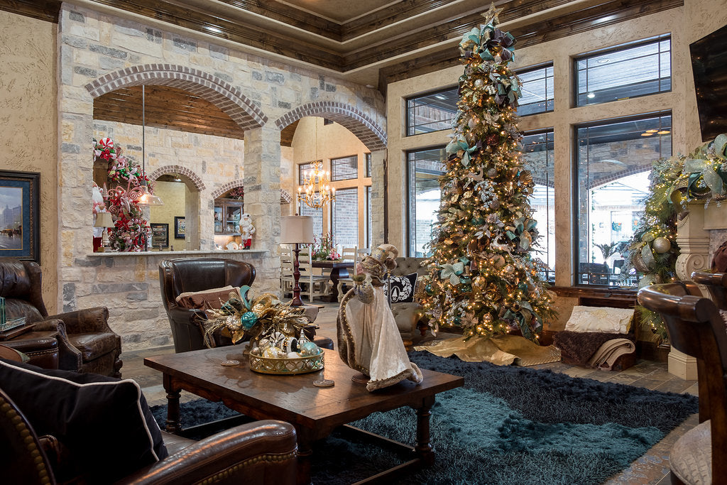 Untraditional Christmas – Miss Cayce's